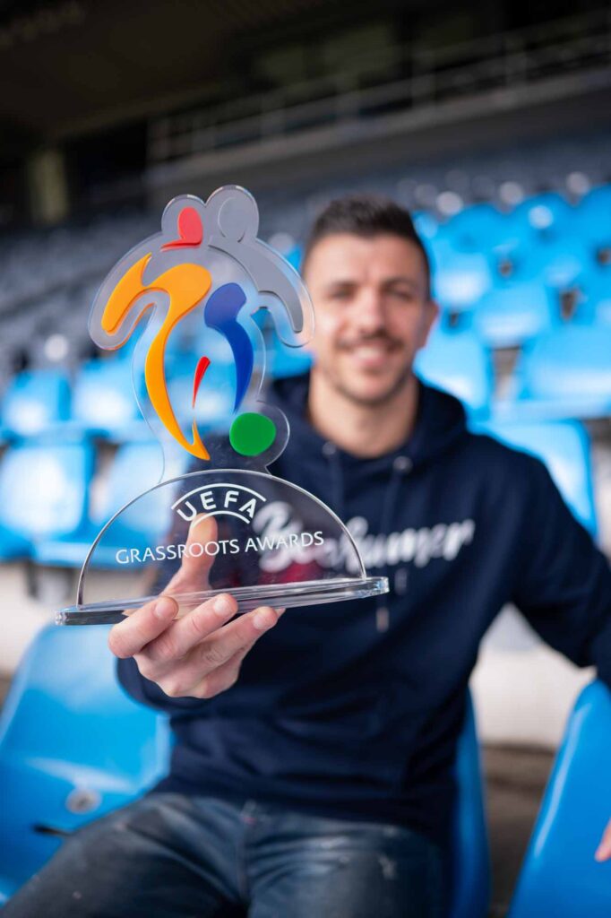 „Bundesliga bewegt“ Standort VfL Bochum gewinnt UEFA Grassroots Award ...